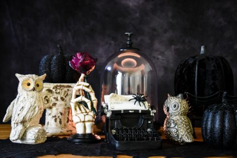 Give Your Haunt a Spooktacular Makeover with Philips Hue