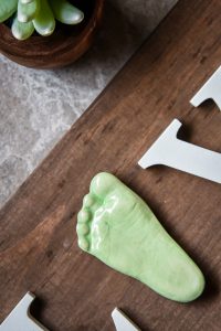 Keepsakes to Cherish Forever: Memories in Clay + Review